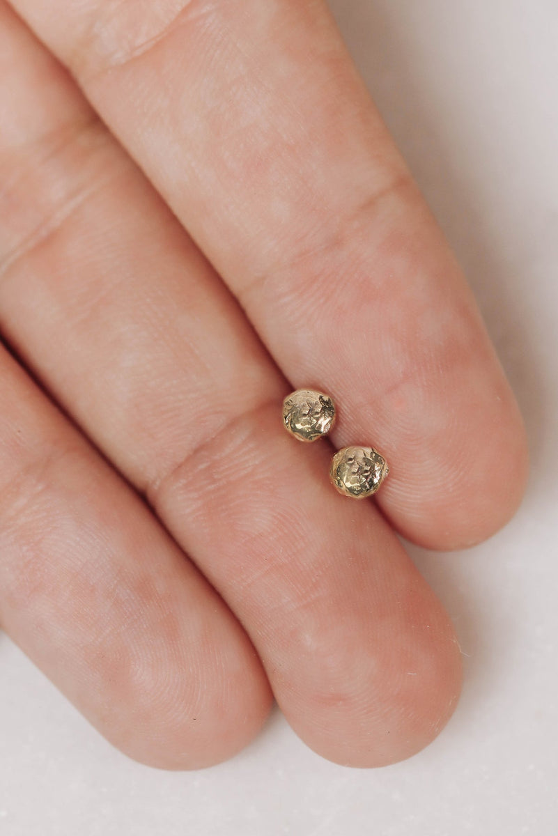 Solid Gold Pebble Stud Earrings – Lacee Alexandra